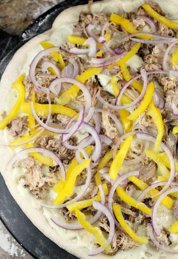 Texas BBQ Pizza – Erica's Recipes – slow cooker bbq pulled pork pizza