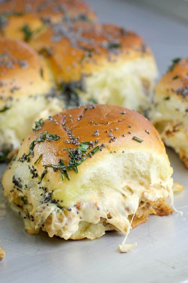 Cheesy Chipotle Party Sliders {Vegetarian} – Erica's Recipes