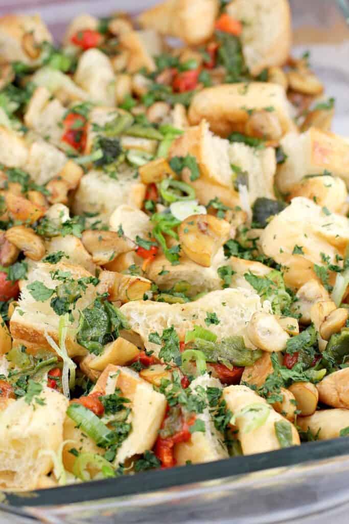 Christmas Croissant Breakfast Casserole – Erica's Recipes croissant bake