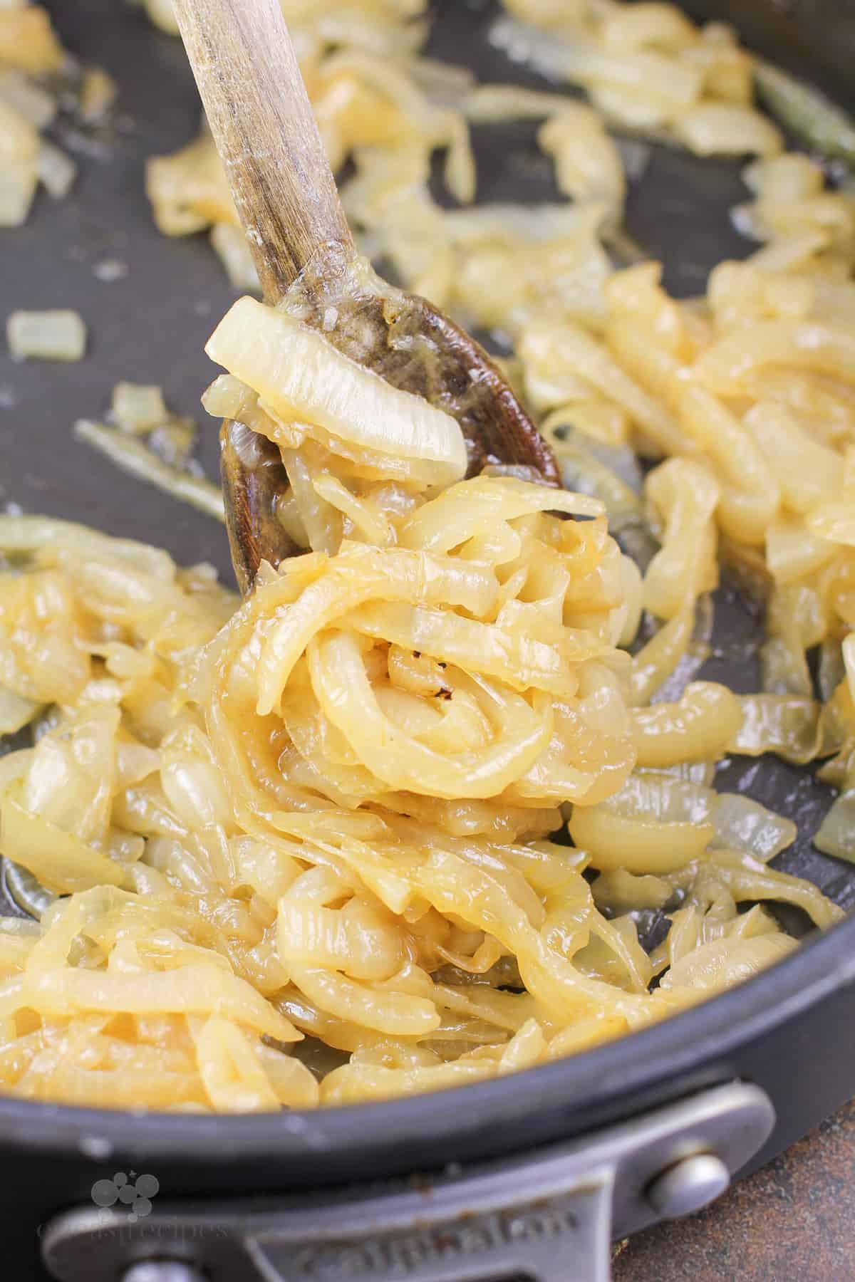 Honey Bourbon Caramelized Onions – Erica's Recipes